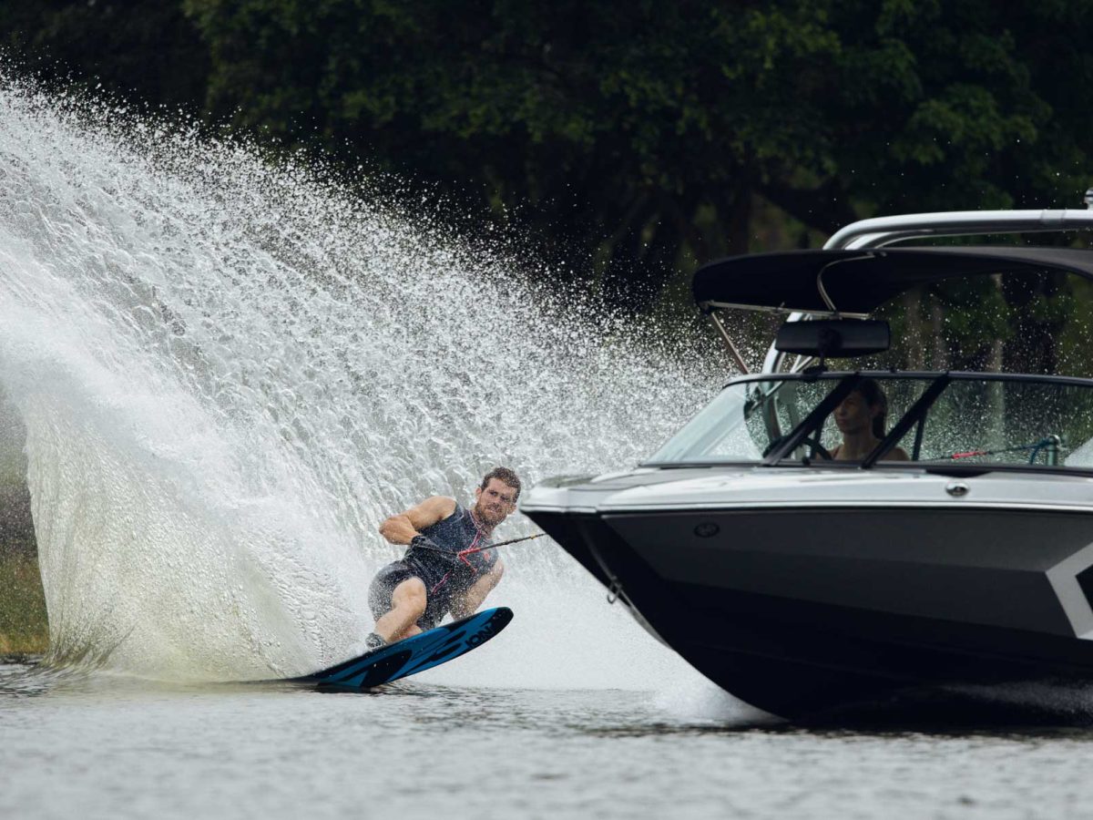ProStar Ski Boat Lancashire | Luxury Waterski Boat Suppliers